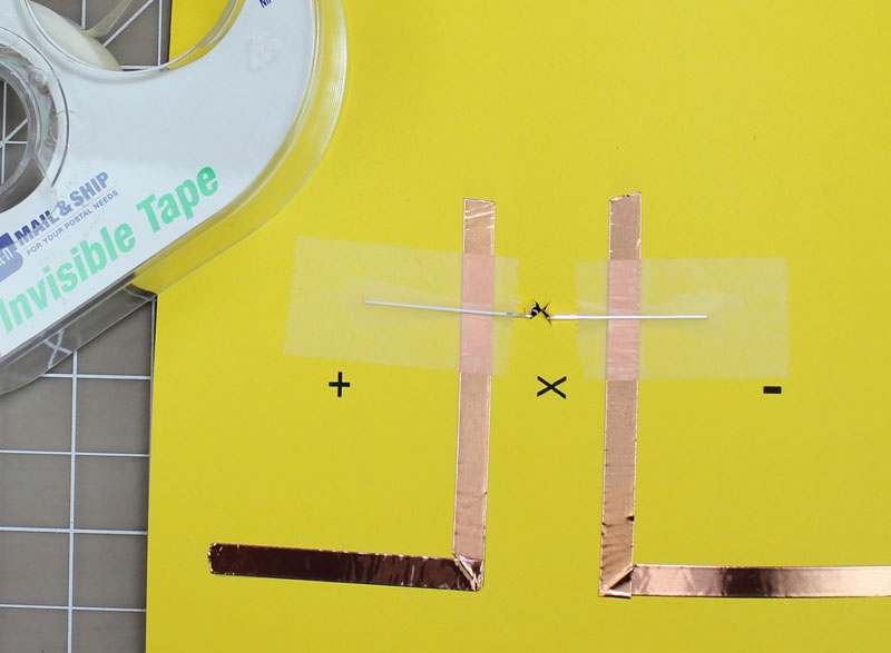 Fathers Day Card w/ Paper Circuits - Makerspaces.com