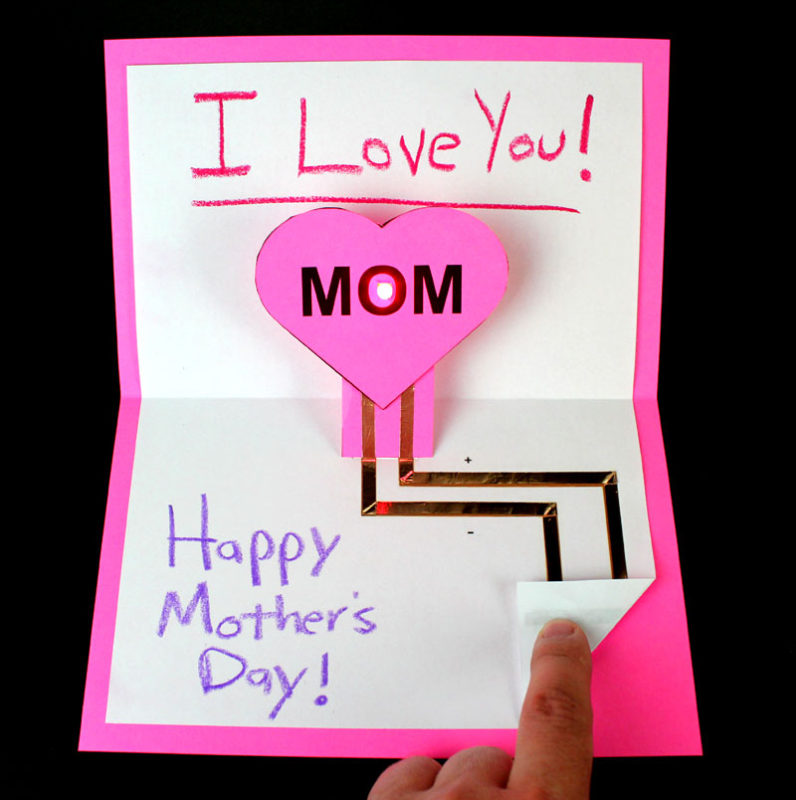 Make a Mothers Day Pop Up Card That Lights Up | Makerspaces.com